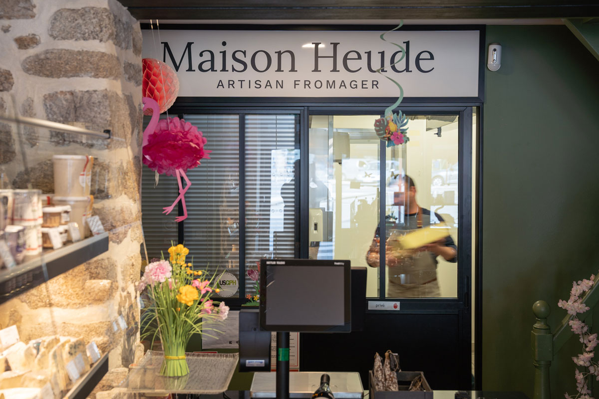 Contact • Maison Heude